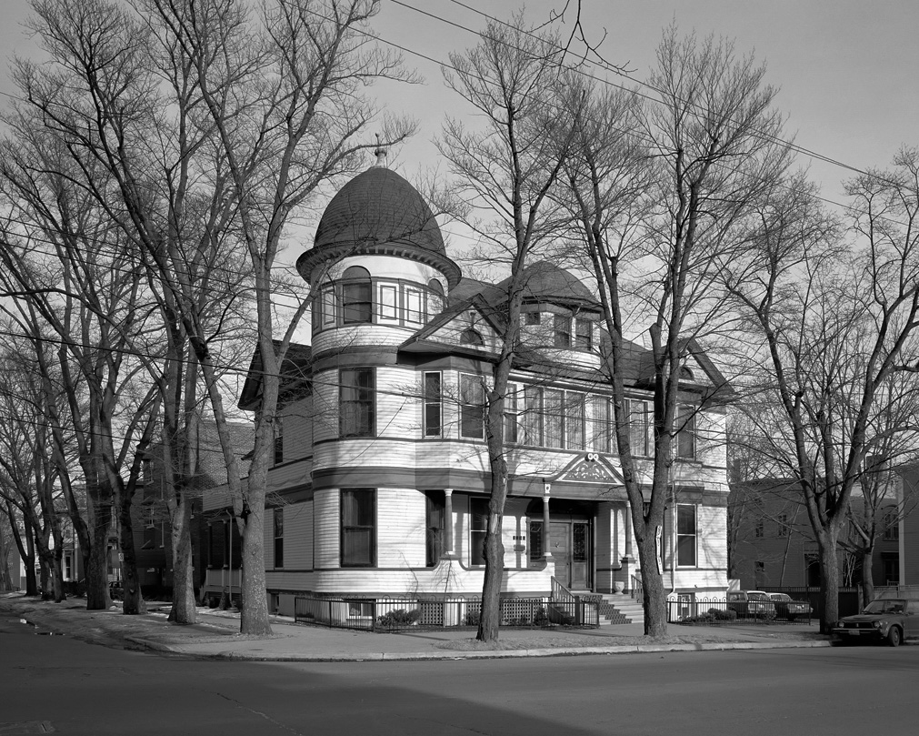 Alvin Comiter | HH-07 CLARKE-HARRIS c Dfine m s NIK85 1200 Web v2