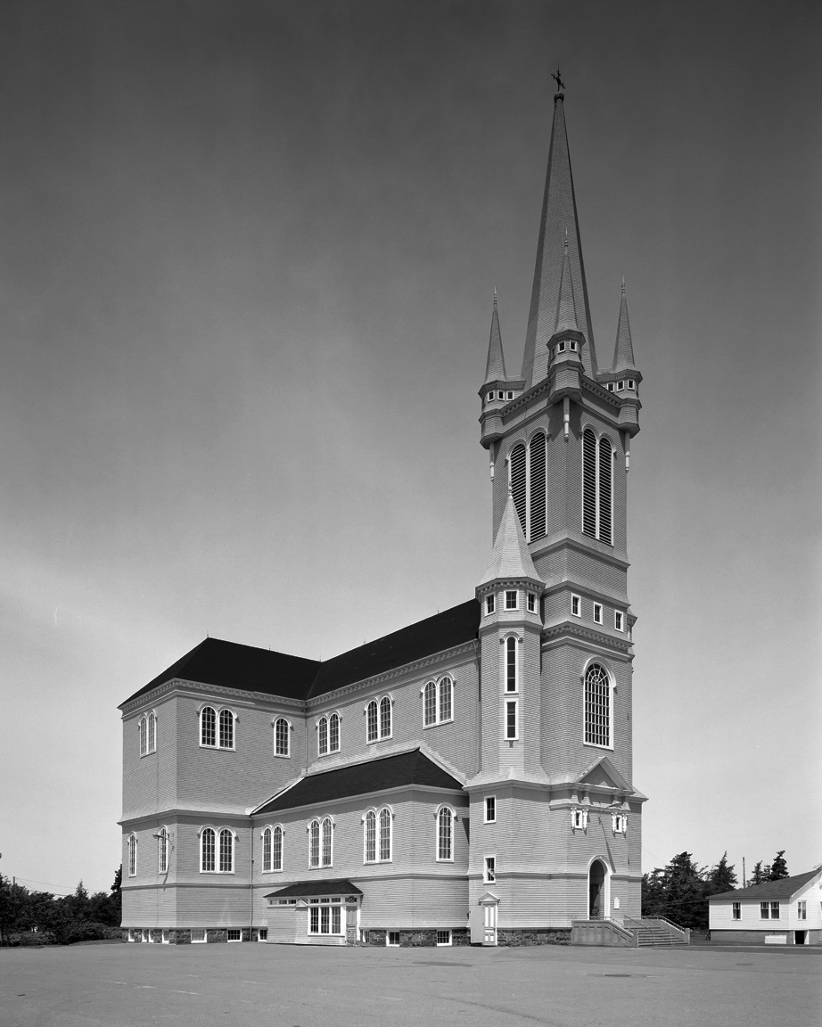 Alvin Comiter | L-046 02-059 ChurchPoint Ext c Dfine m NIK for WEB v2