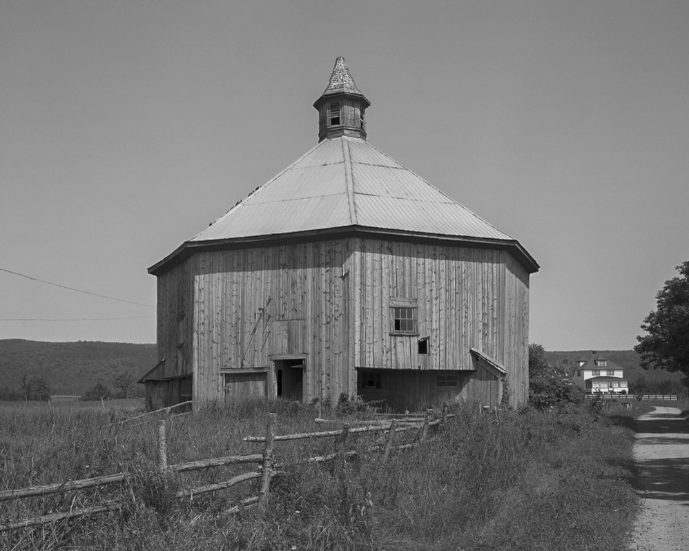 Alvin Comiter | L-090 02-078 GranvilleCntr Barn c Dfine m sky NIK80 for ...